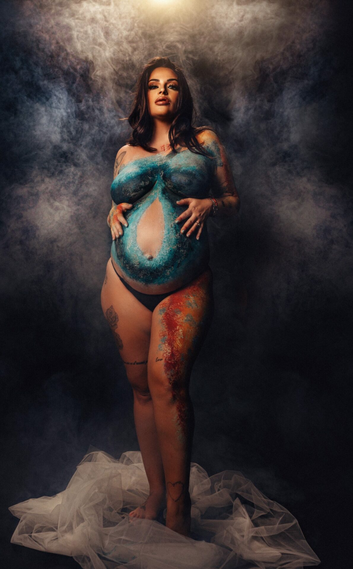 NINA ESPARCIA – OUTFAKESS